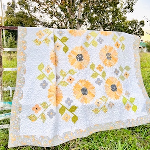 Sunflower Stand Quilt PDF Pattern - Etsy
