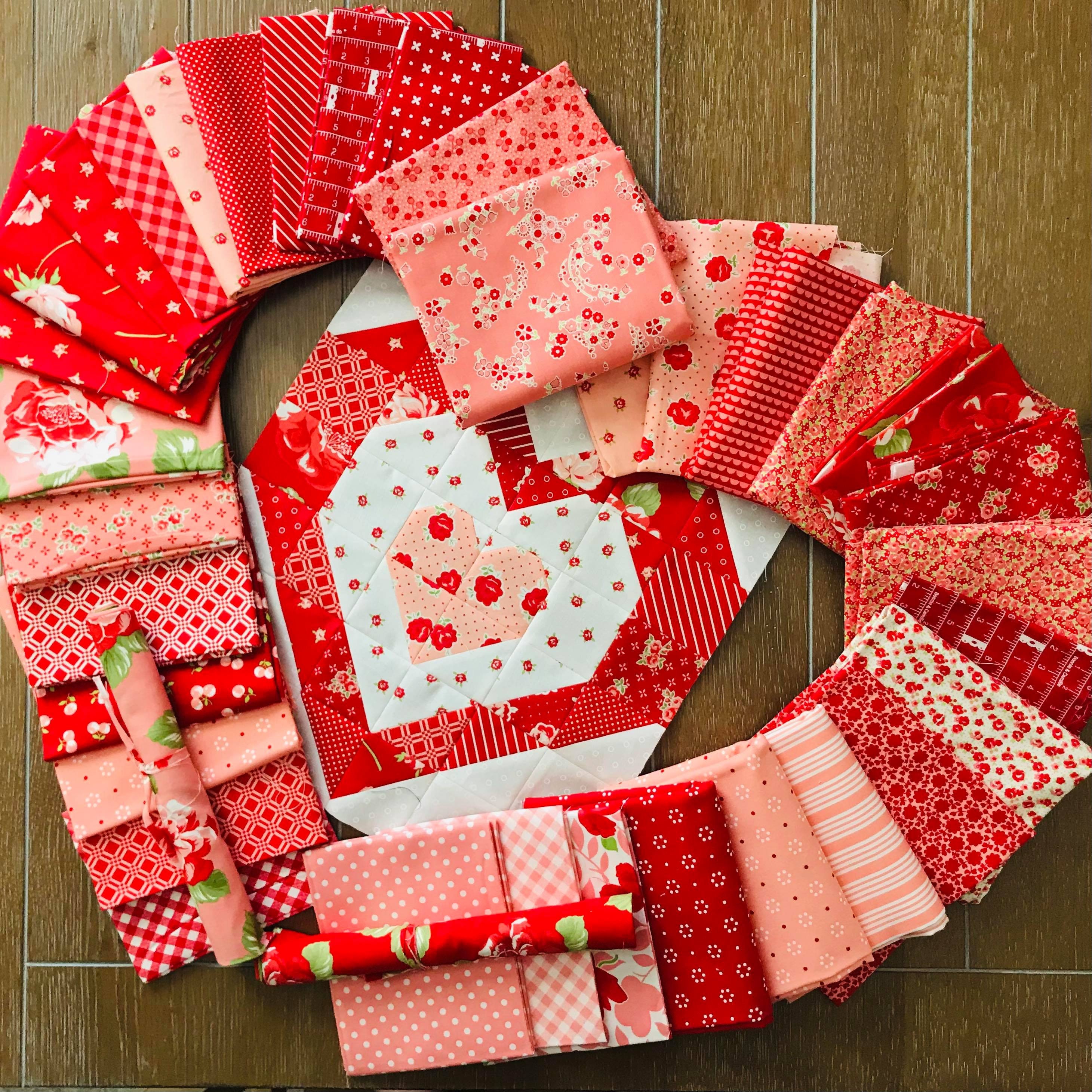 Hearts Crossing Quilt and Table Runner Paper Pattern - Etsy