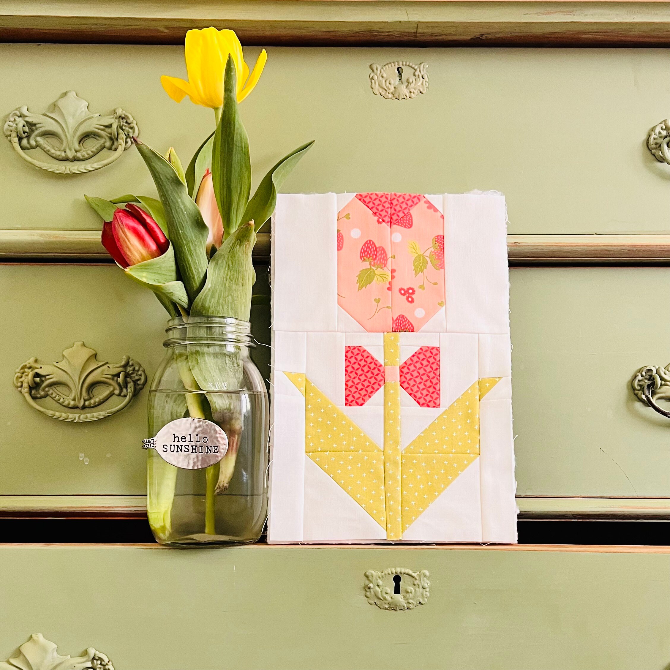 Tulip Times Minit Quilt PDF Pattern - Etsy