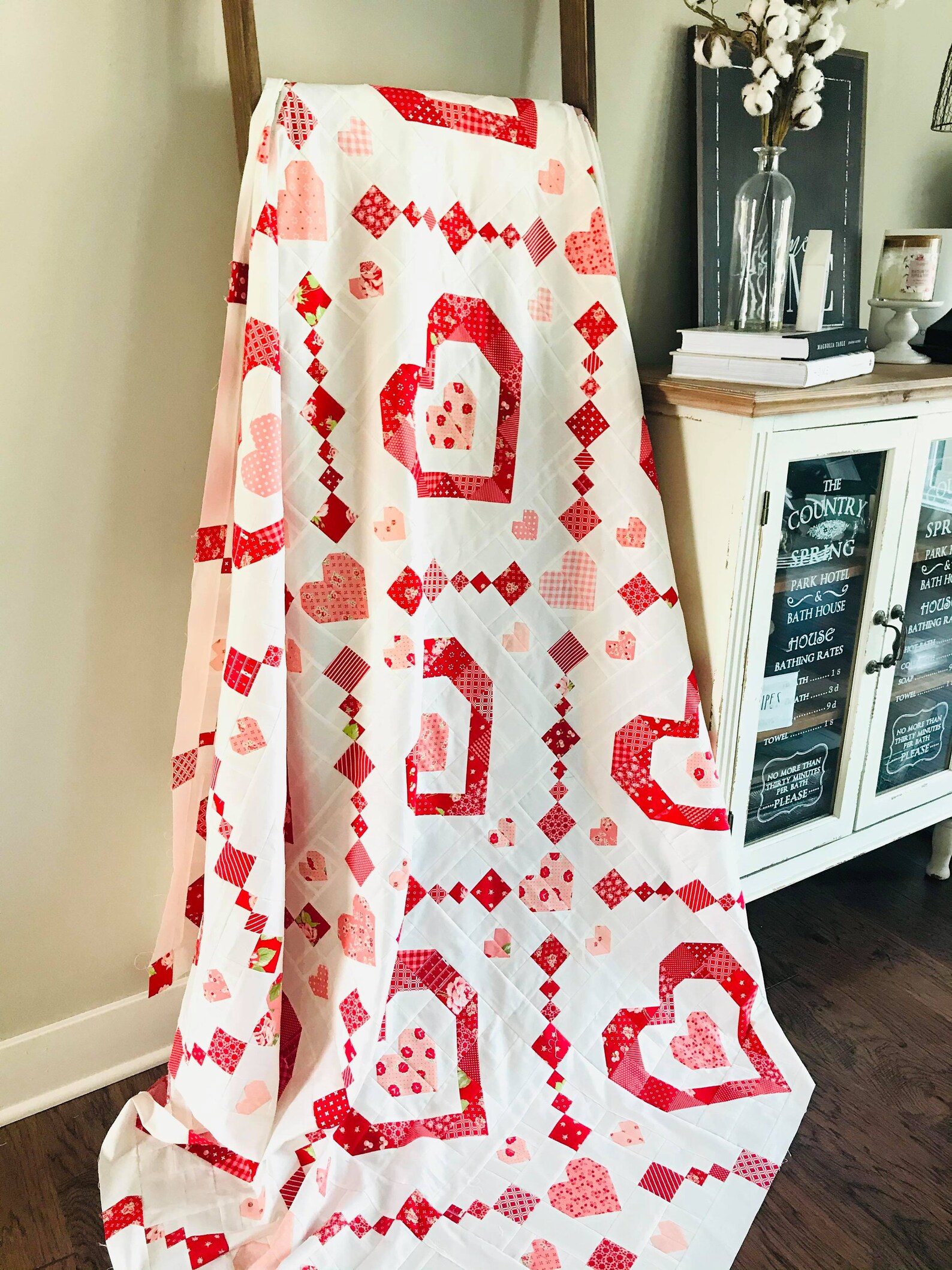 Hearts Crossing Quilt and Table Runner Paper Pattern - Etsy