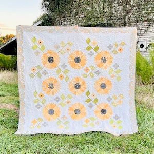 Sunflower Stand Quilt PDF Pattern - Etsy
