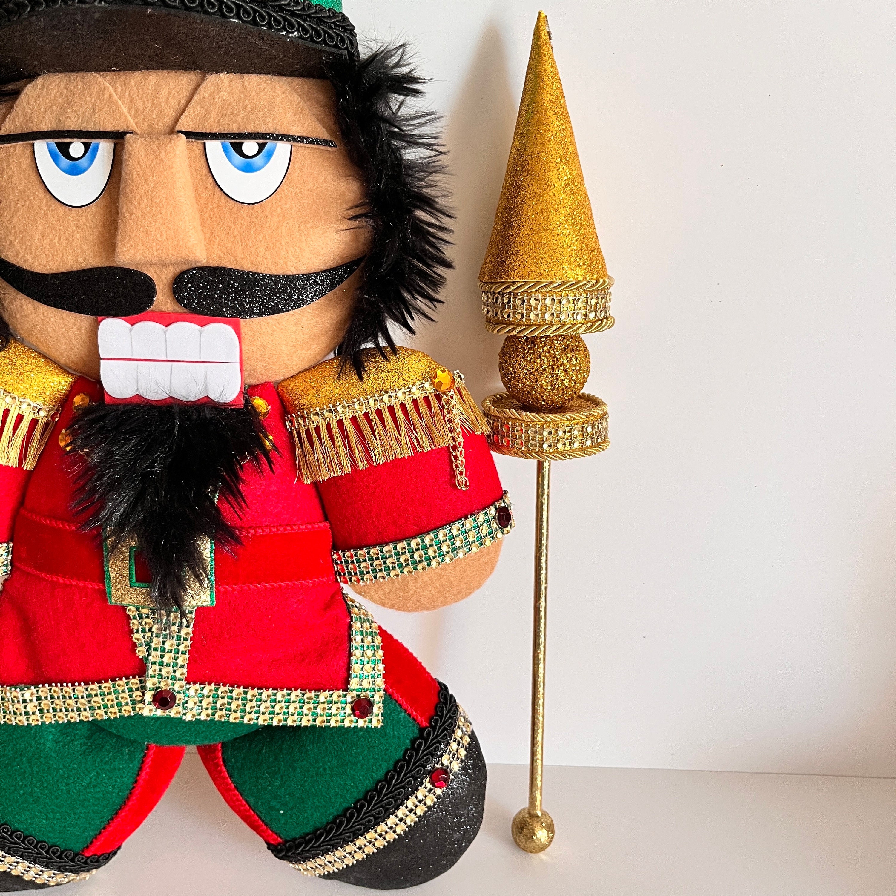 Nutcracker Gingerbread Wreath Attachment, Traditional Christmas Decor ...