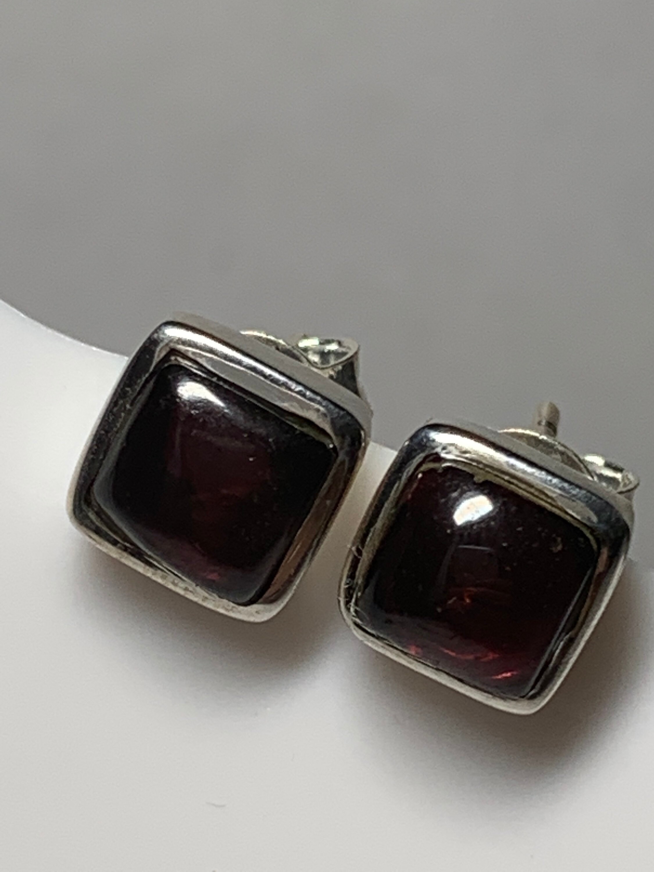 925 Sterling Silver and Garnet Square Stud Earrings - Etsy