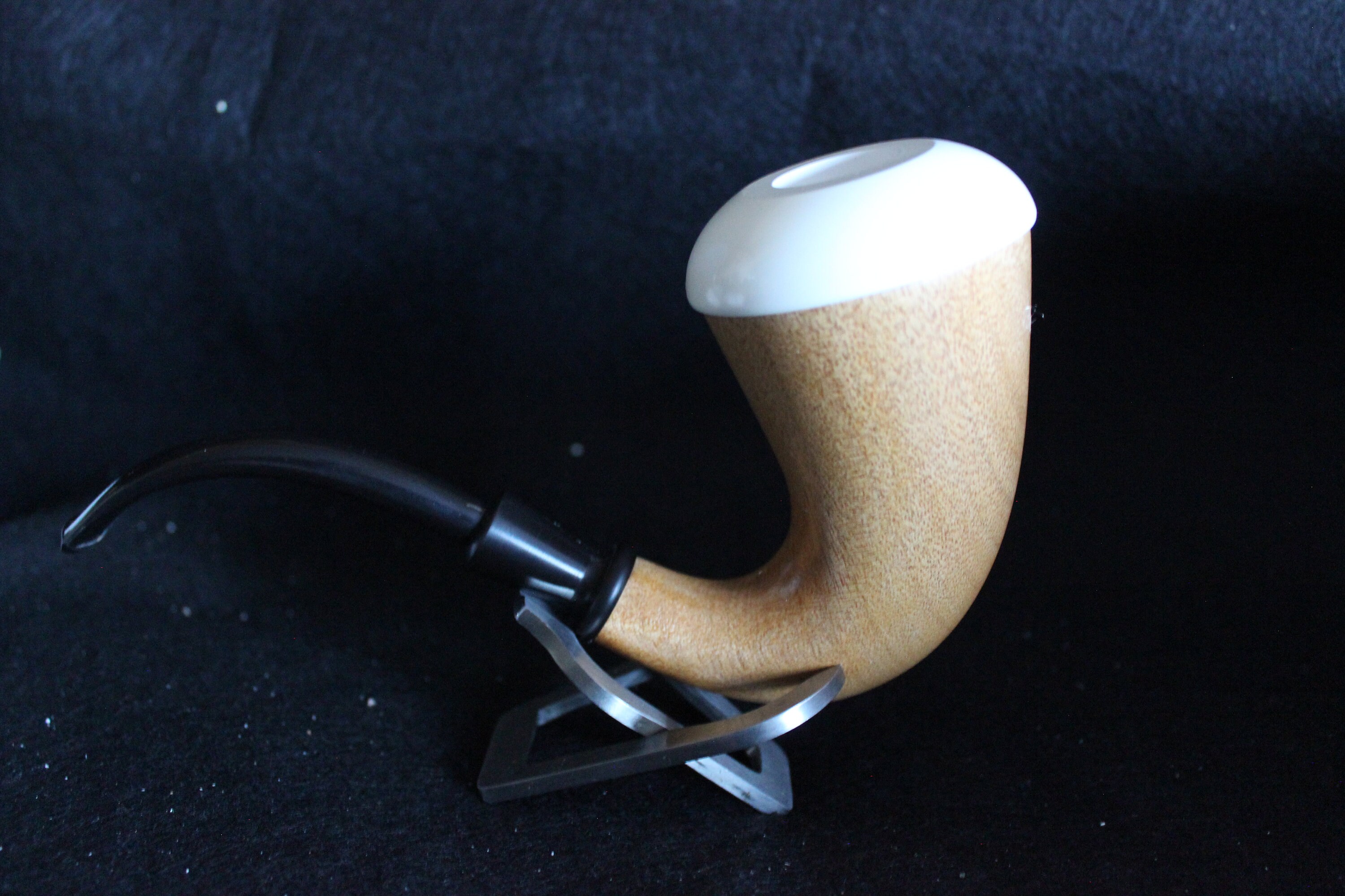 Calabash Pipe Made of natural color Okoume tree with premium grade ...