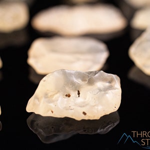 LIBYAN DESERT GLASS, Raw Crystal, Rare, - Metaphysical, Healing ...