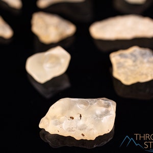 LIBYAN DESERT GLASS, Raw Crystal, Rare, - Metaphysical, Healing ...