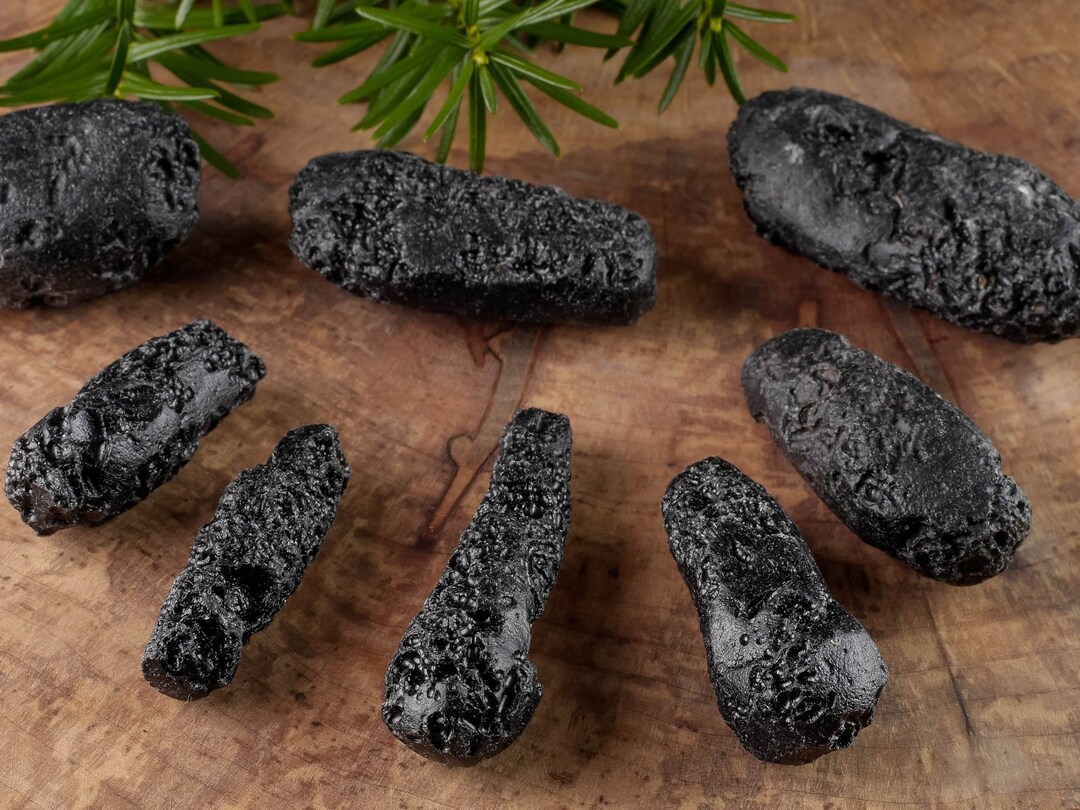 TEKTITE Black Raw Crystal Metaphysical, Meteorite, Unique Gift, Tektite ...