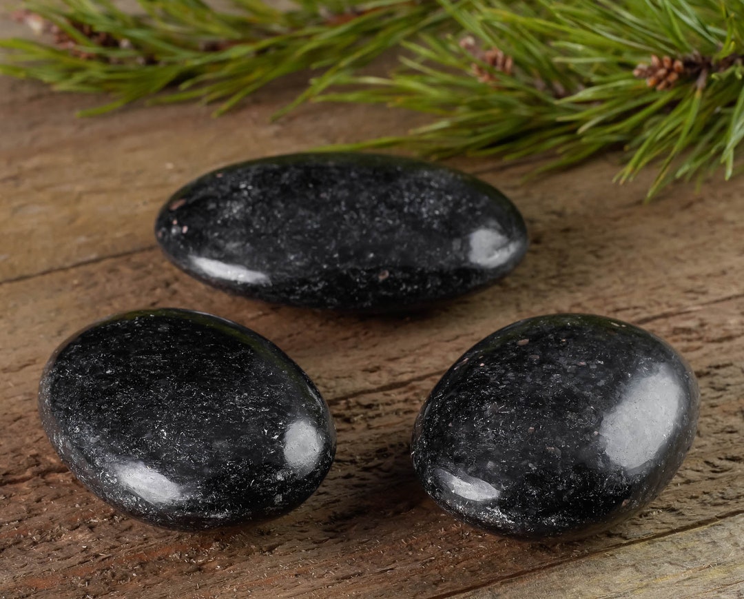 COPPERNITE Palm Stone - Self Care, Healing Crystals, Metaphysical ...