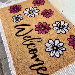 Welcome Daisy Doormat | Spring Doormat | Spring Porch Decor | Flower ...