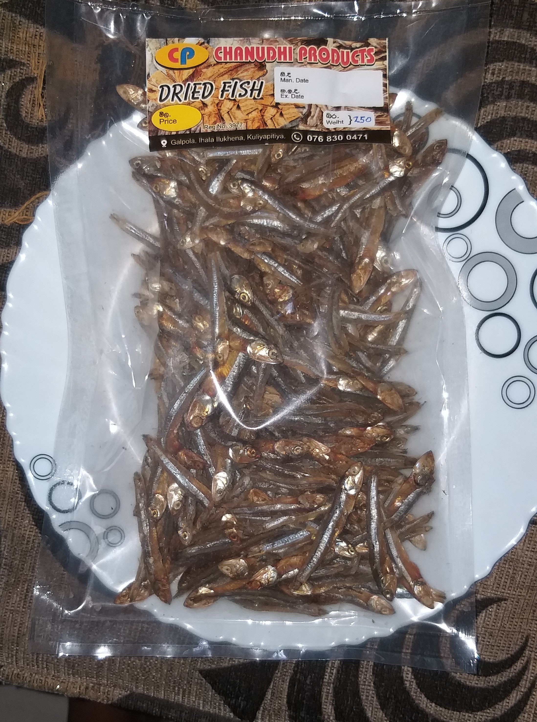 Natural Sun Dried Fresh Pure Sprats (halmessa) Chemical Free Dried 1kg ...