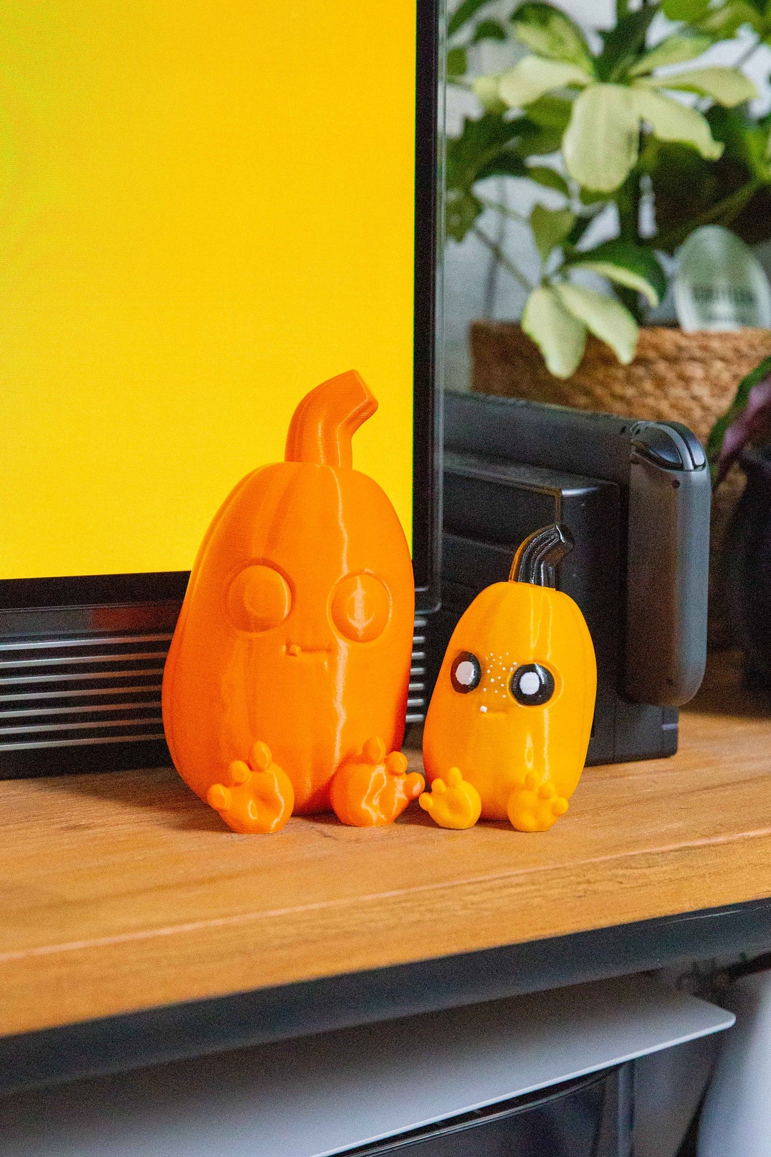 Halloween Little Baby Pumpkin Desk Ornament - Spooky Home Decor / Trick ...