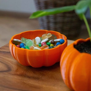 Halloween Pumpkin Candy Bowl - Spooky Home Decor - Trick or Treat - Etsy