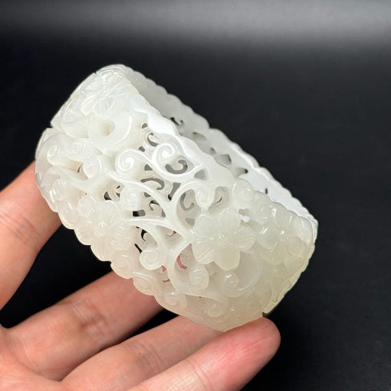 Chinese white jade pure hand-carved exquisite rare ho… - Gem