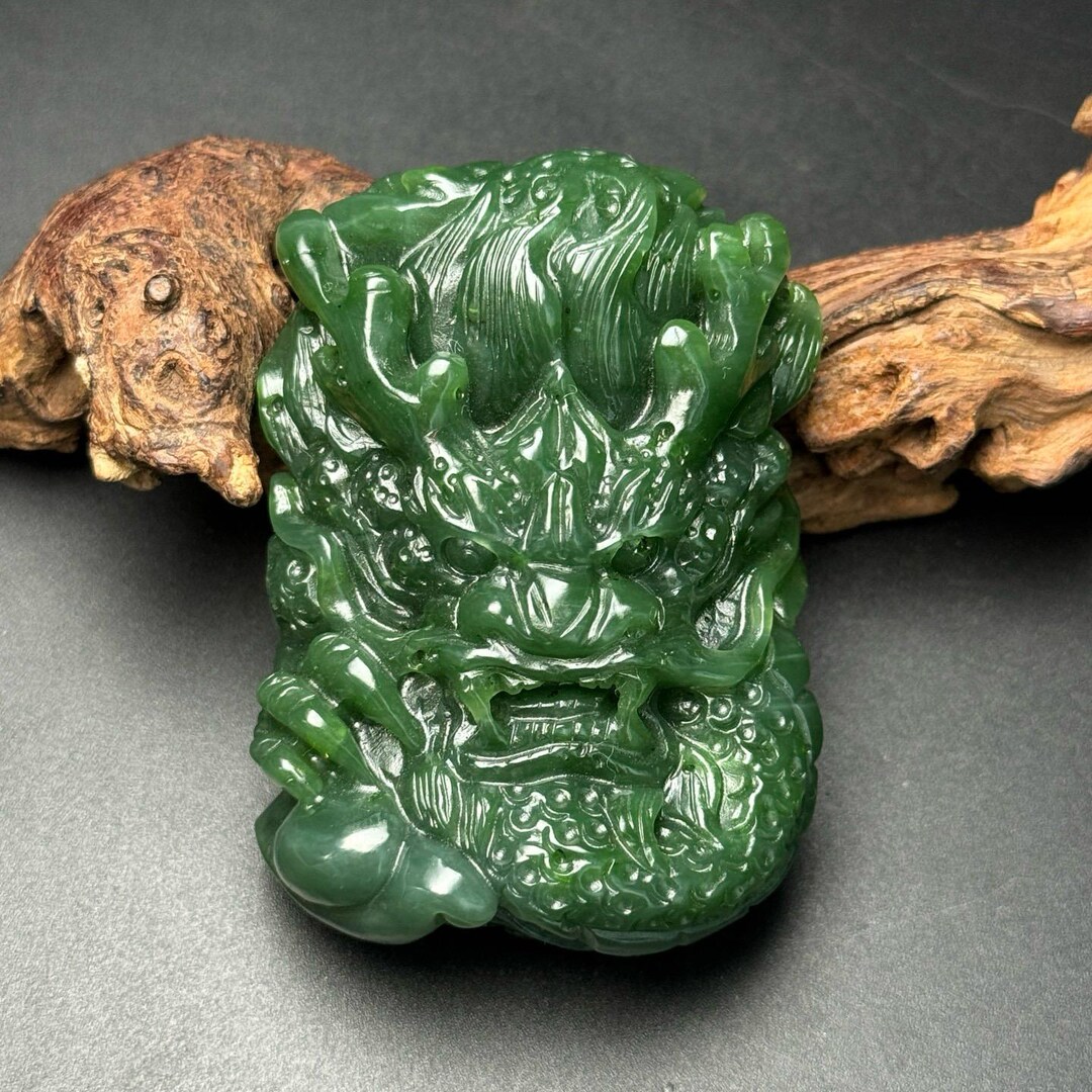 Chinese White Jade Pure Hand-carved Exquisite Rare Coiled Dragon ...