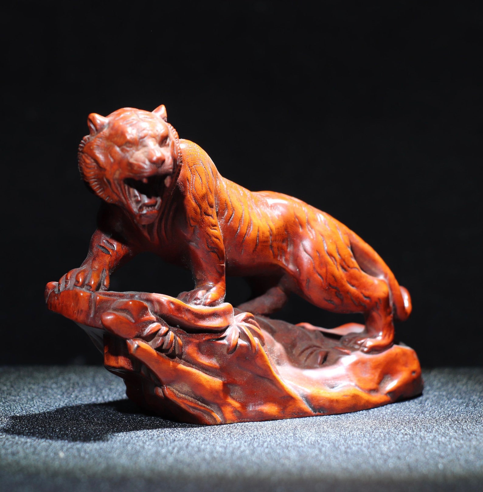 Chinese Antique Boxwood Hand-carved Tiger Statue - Etsy