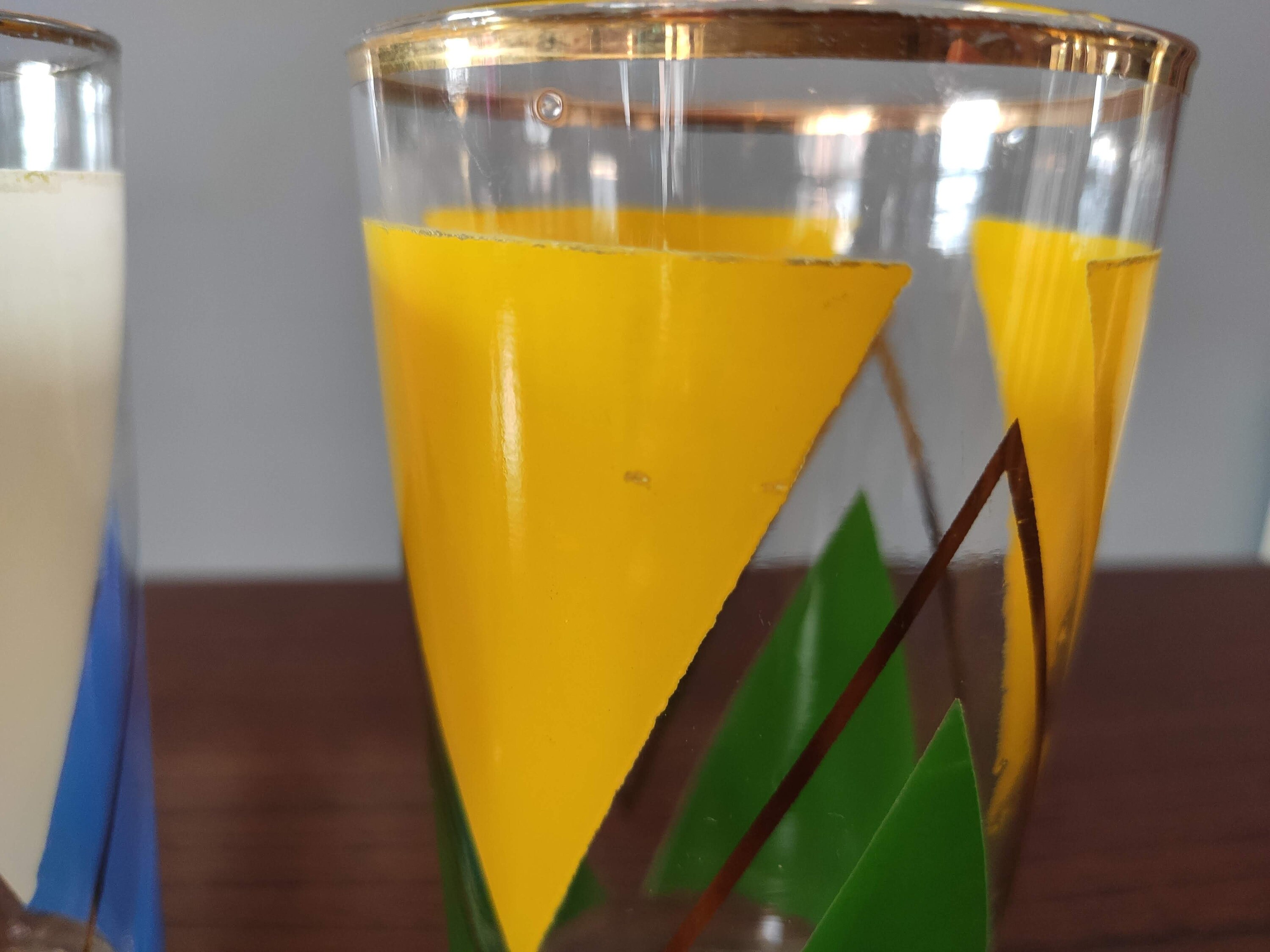 Vintage Mid Century Drinking Glasses With Colorful Triangles Etsy