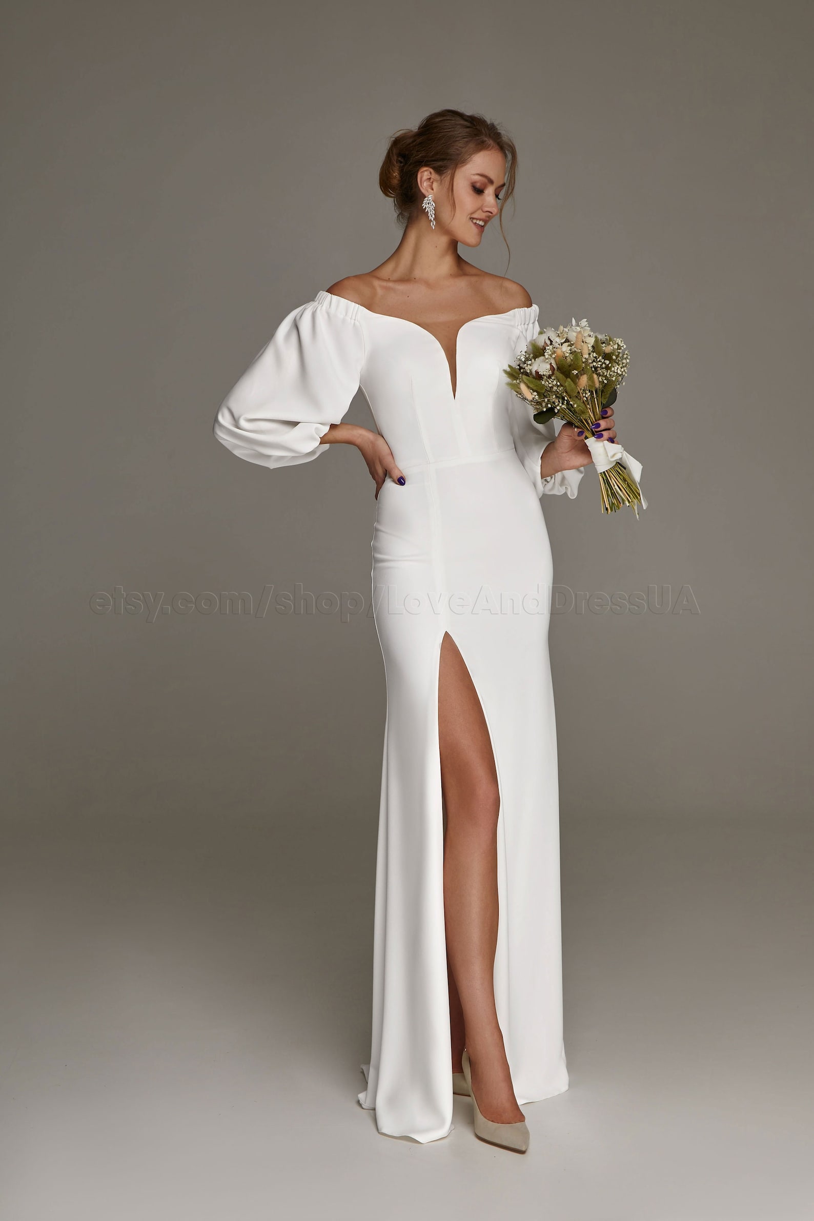 Simple Wedding Dress Long Sleeve Wedding Dress Minimalist - Etsy