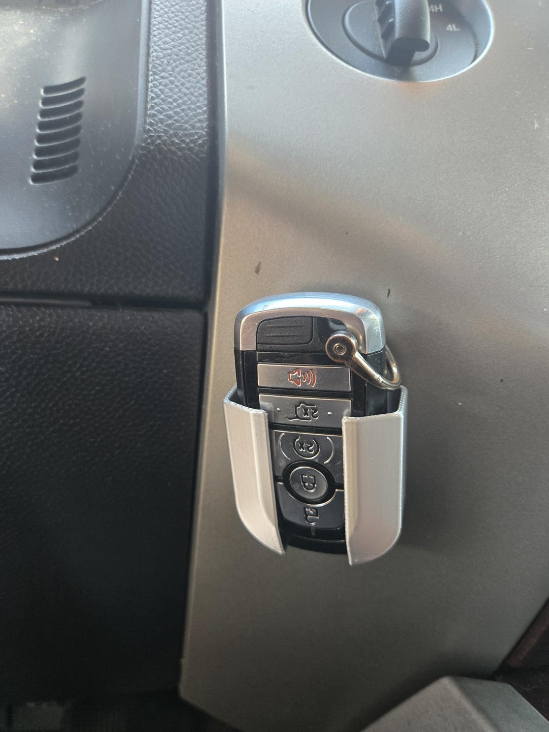 Universal Key Fob Holder, Key Holder, Car Accessories, Car Keychain ...