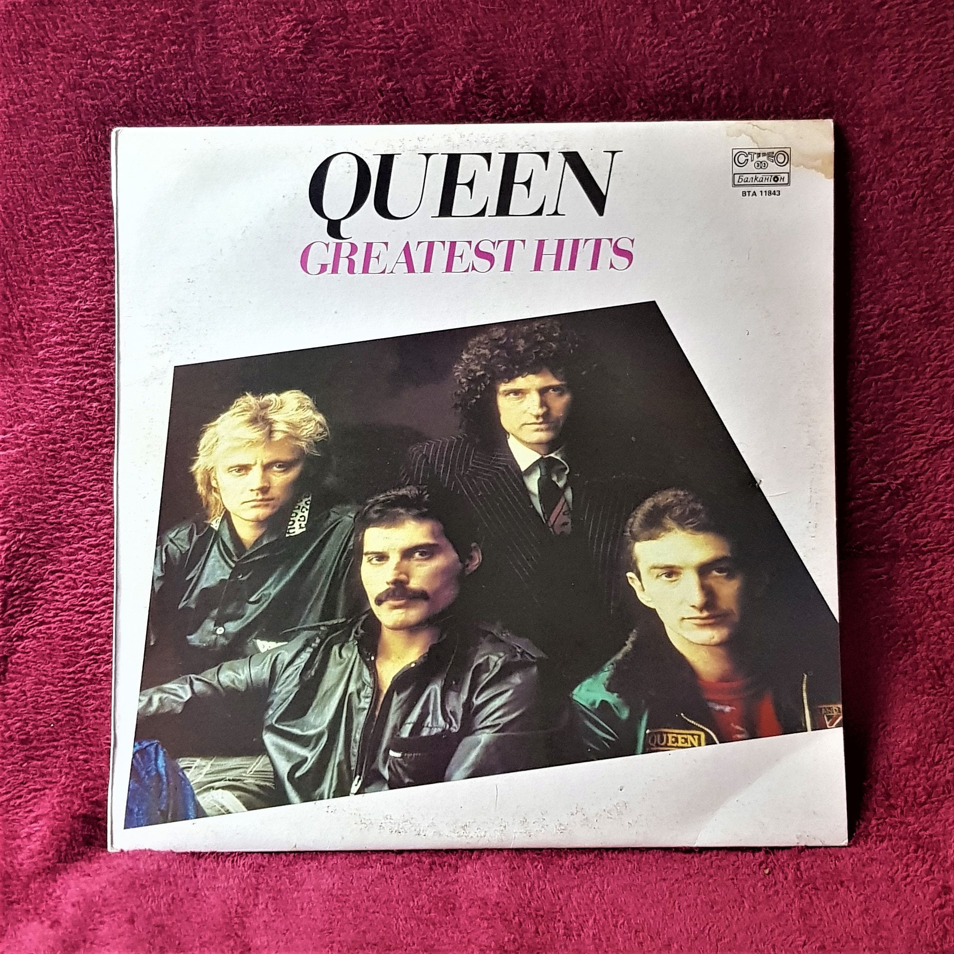 Queen Greatest Hits Album Covers
