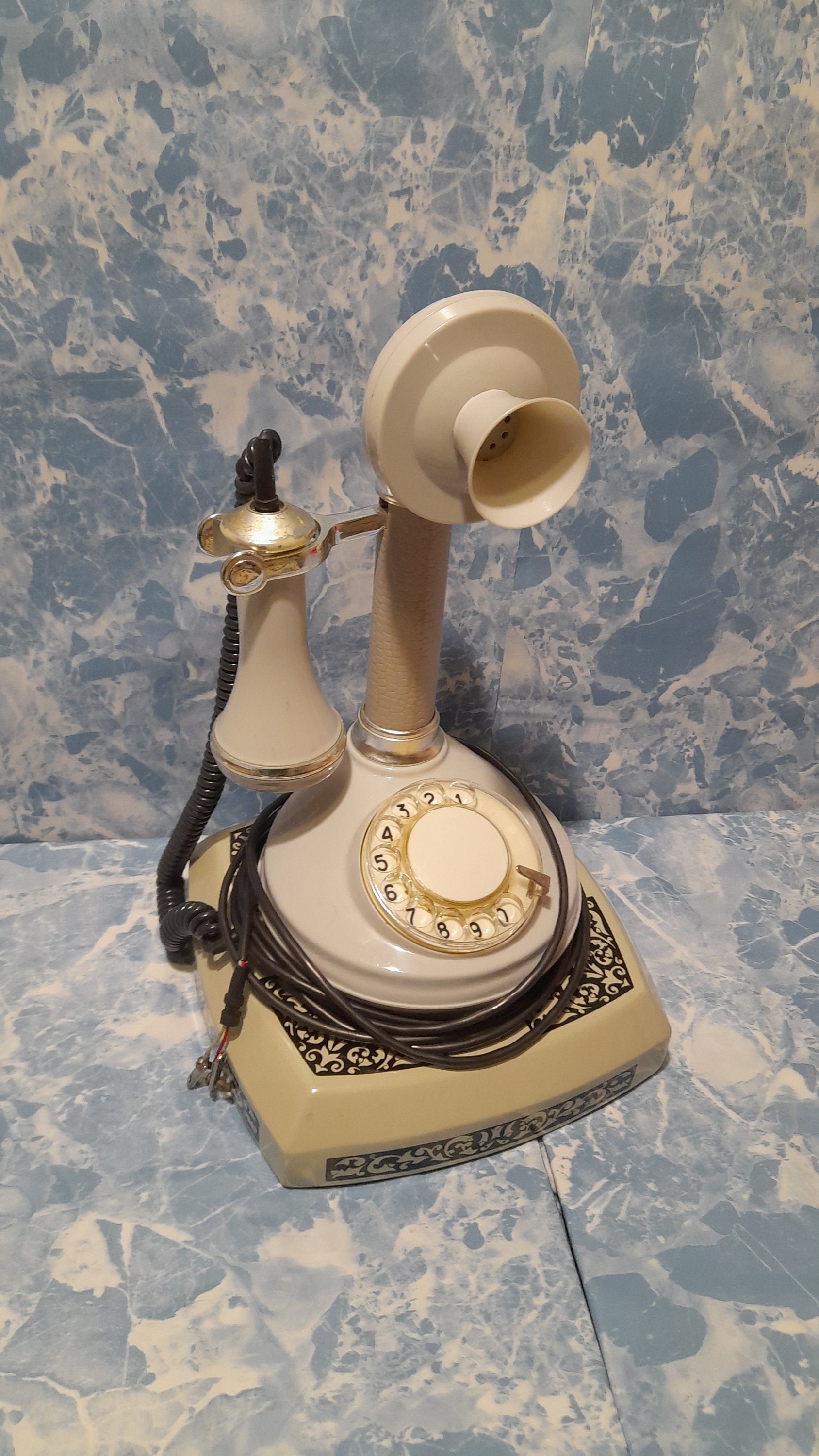 Vintage Telephone. Old Phone. 1980 Phone. Rotary Phone. Landline Phone ...