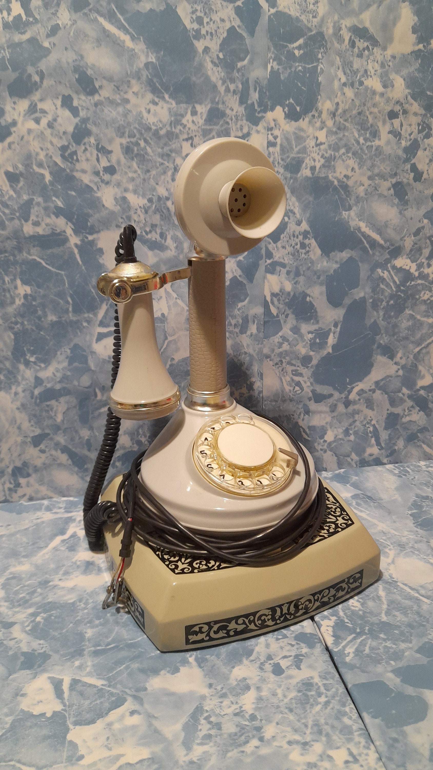 Vintage Telephone. Old Phone. 1980 Phone. Rotary Phone. Landline Phone ...