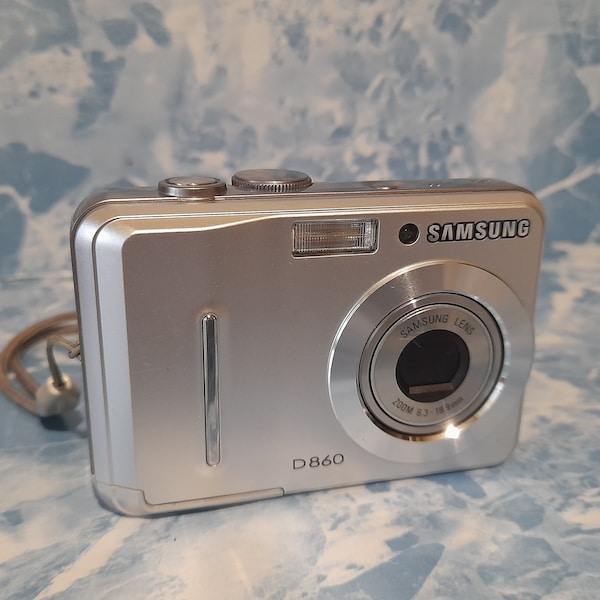 2000s Digital Camera - Etsy