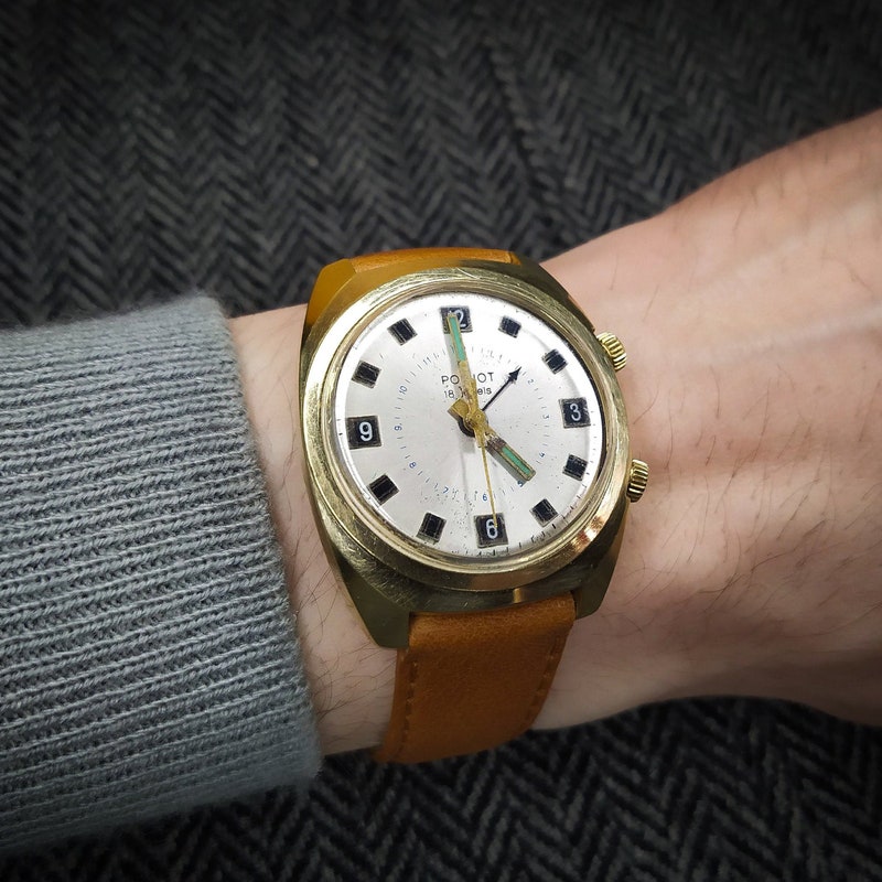 Soviet Vintage Watch - Etsy
