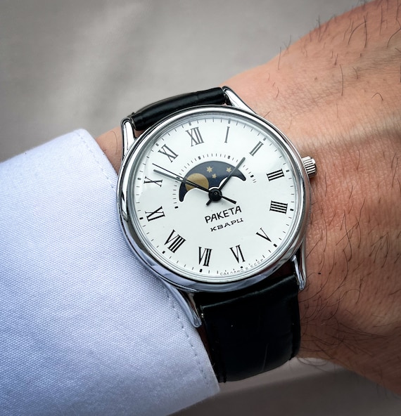 ULTRA RARE vintage Moon Phase Watch RAKETA/Real Moon … - Gem