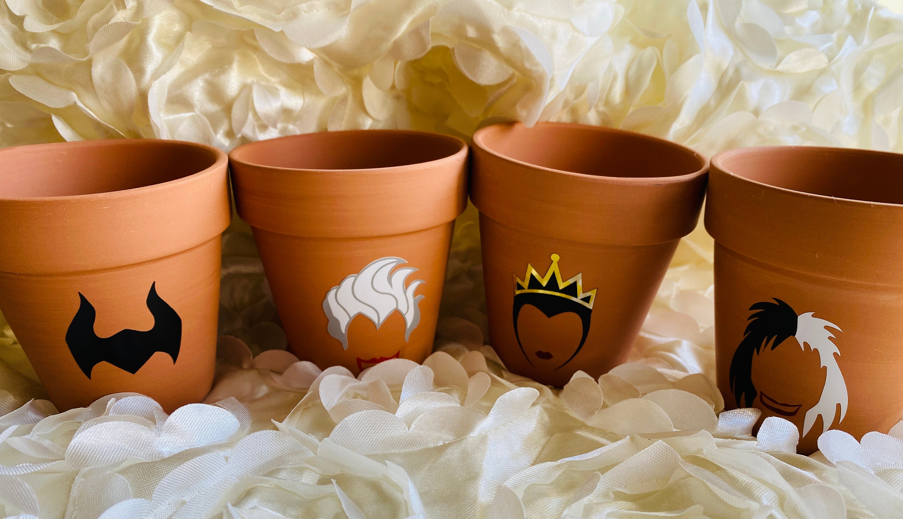 Set of 4 Villains Terra Cotta Pots 2 Styles - Etsy