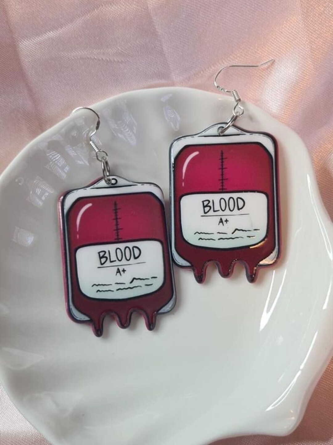 Blood Bank Vampire Themed / Vampire Diaries / Unique - Etsy