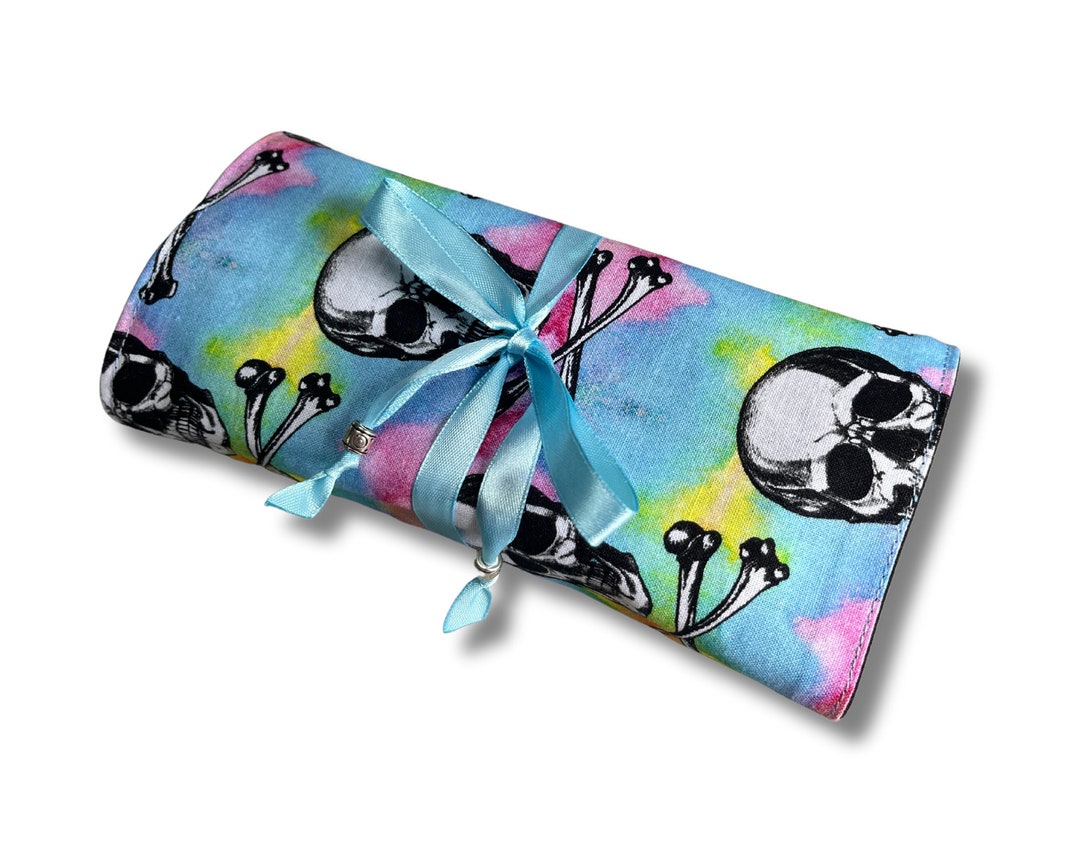 Tarot Card Holder Oracle Card Wrap Skull and Cross Bones Tarot Wrap ...