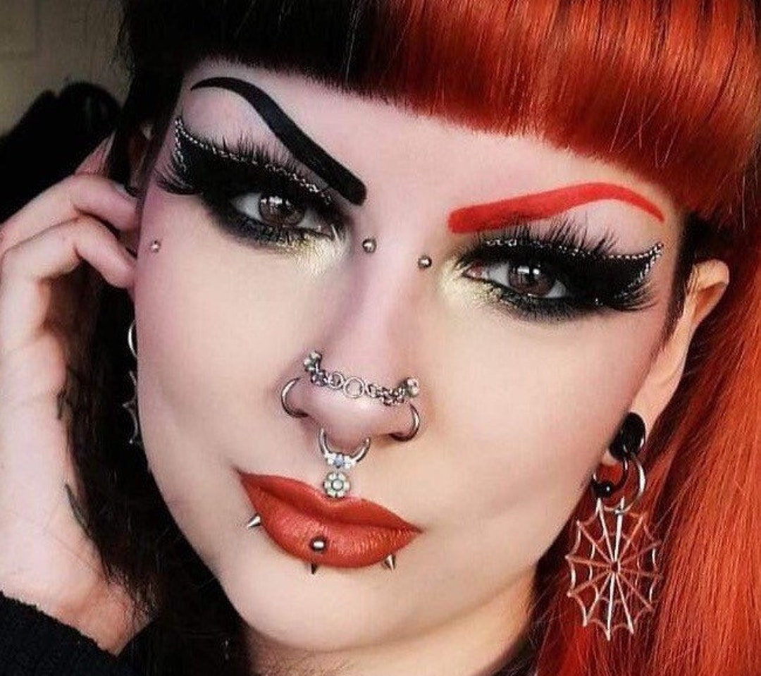 Five O Ring Hanging Nose Chain, Nose Chain, Nose Piercing Chain ...