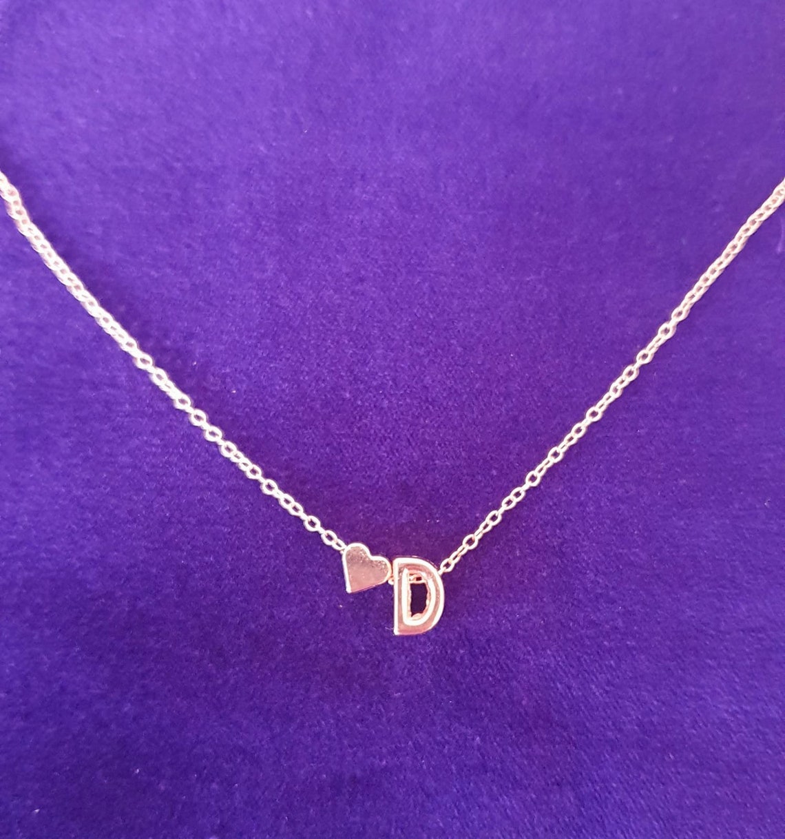 Letter D initial and Heart necklace in colour gold | Etsy