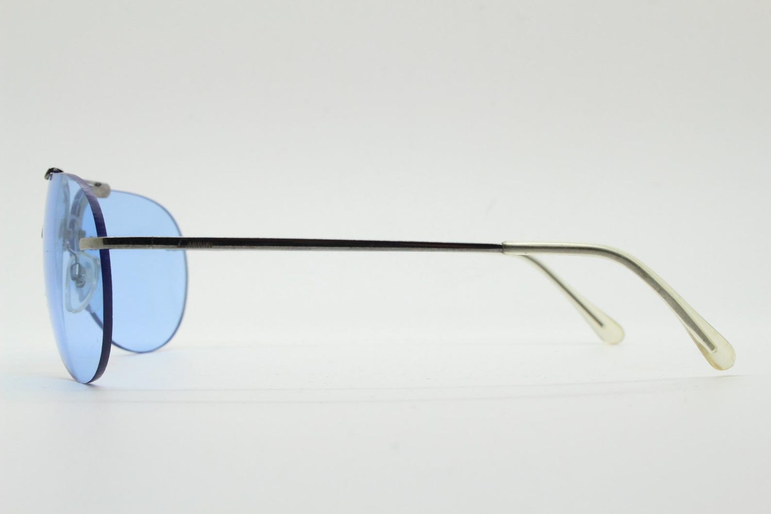 90s Vintage Small Sized Aviator Sunglasses. Minimal Grey Satin Solid ...