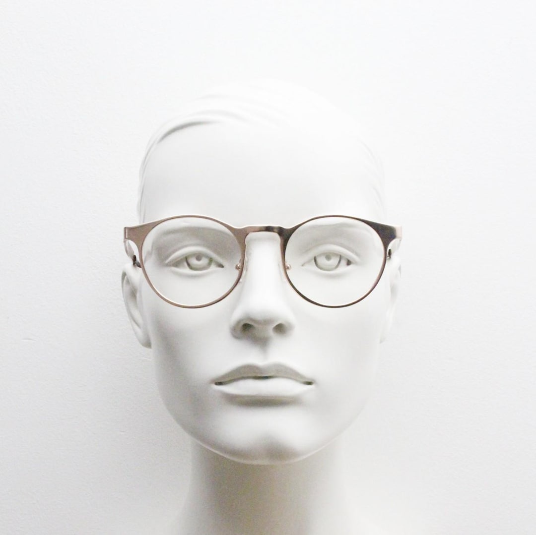 Y2K Round Metal Eye Glasses With Pointed Corners. Solid Flat Shiny ...