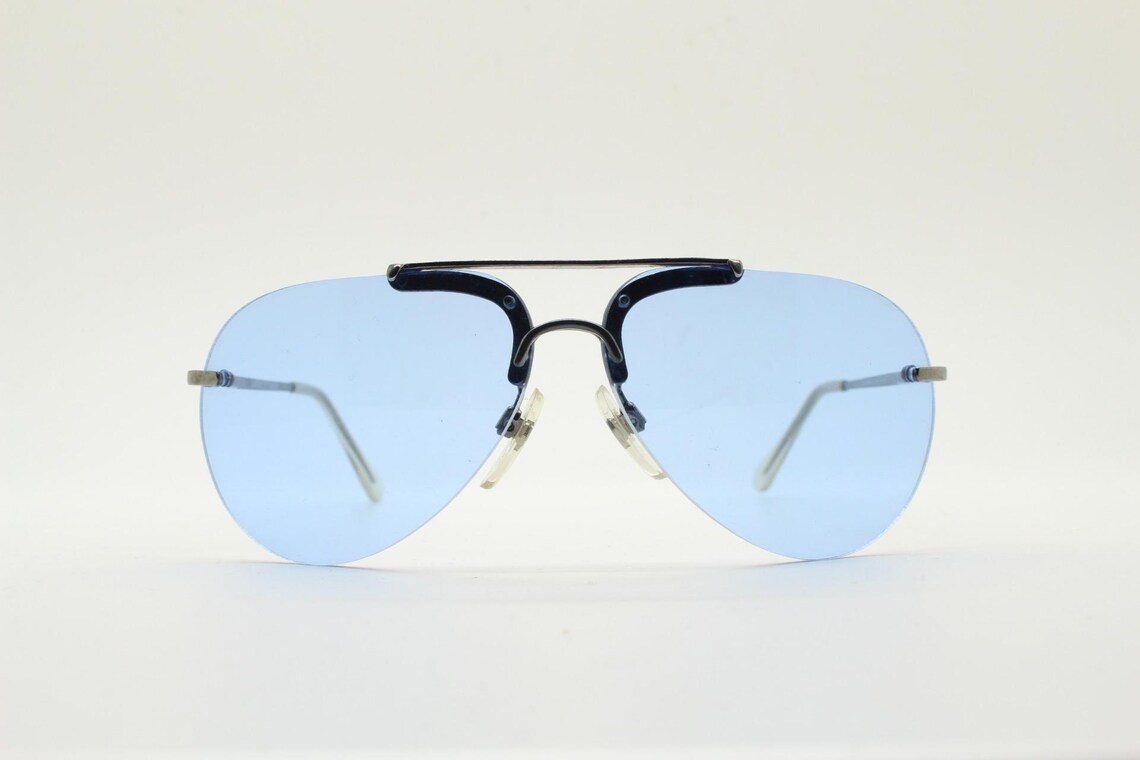 90s Vintage Small Sized Aviator Sunglasses. Minimal Grey Satin Solid ...
