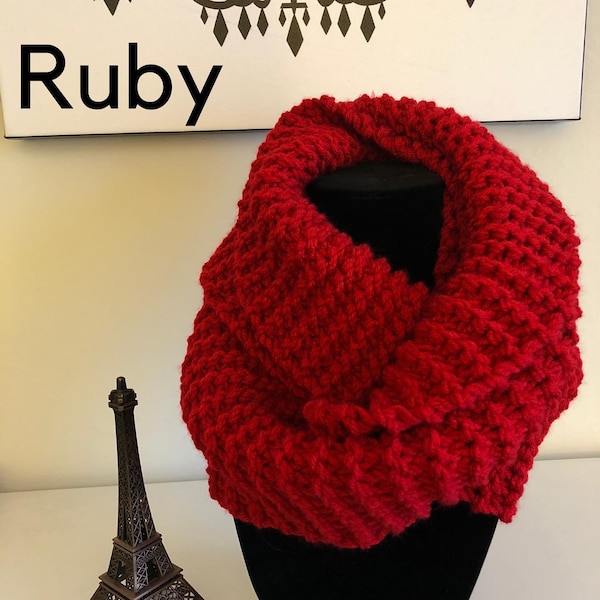Red Knitted Scarf - Etsy