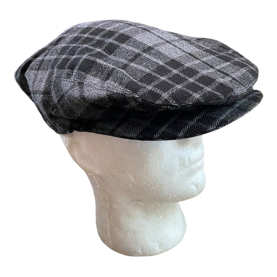 Vintage Scottish Flat Cap / Gentlemens Hat in Sarey Watchtartan Free ...
