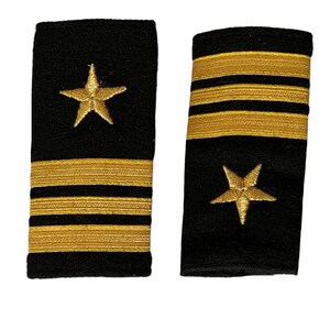 The U.S. Navy Lieutenant Commander Soft Shoulder Epaulette - Etsy
