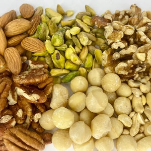 STANKY NUTS Garlic Finger Lickin Nuts & Honey Infused Honey - Etsy