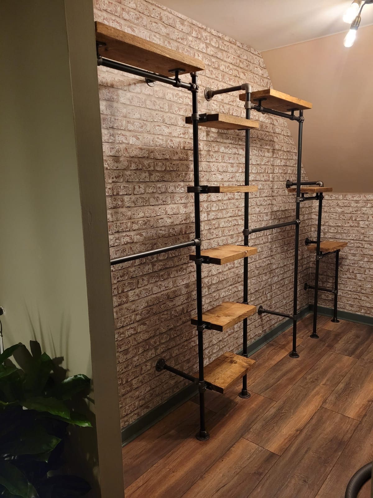 Industrial Wardrobe / Open Wardrobe - STANDARD SYSTEM - Scaffold Boards ...