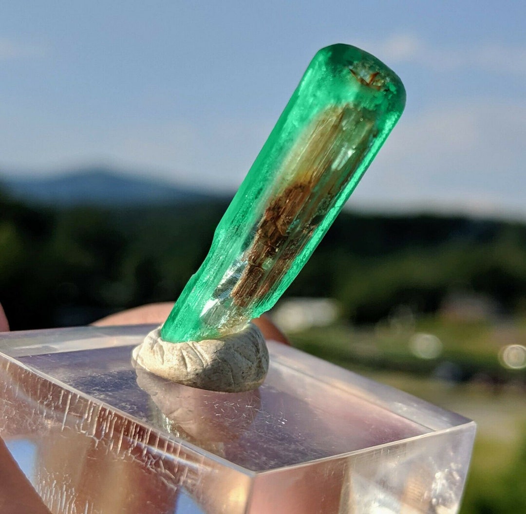 Rare American Emerald Crystal Top Shelf Crystal From North Carolina - Etsy