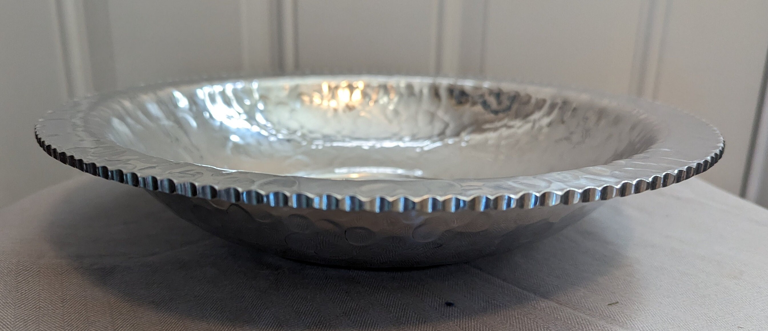 Vintage Rodney Kent 402 Thick Heavy Aluminum Fruit Bowl - Etsy
