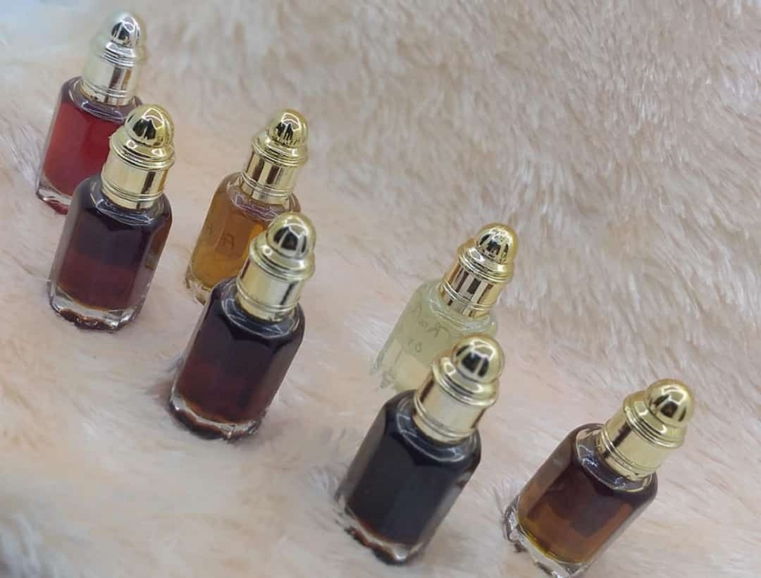 Oud Perfume Oil Combo: Al-auf Attar Itr, 7 Fine Fragrances - Etsy