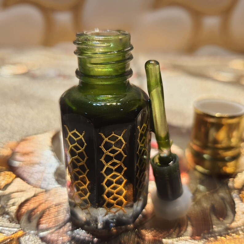 Pure Khus Concentrated Perfume Oil green Vetiver Attar Itr Fragrance by ...