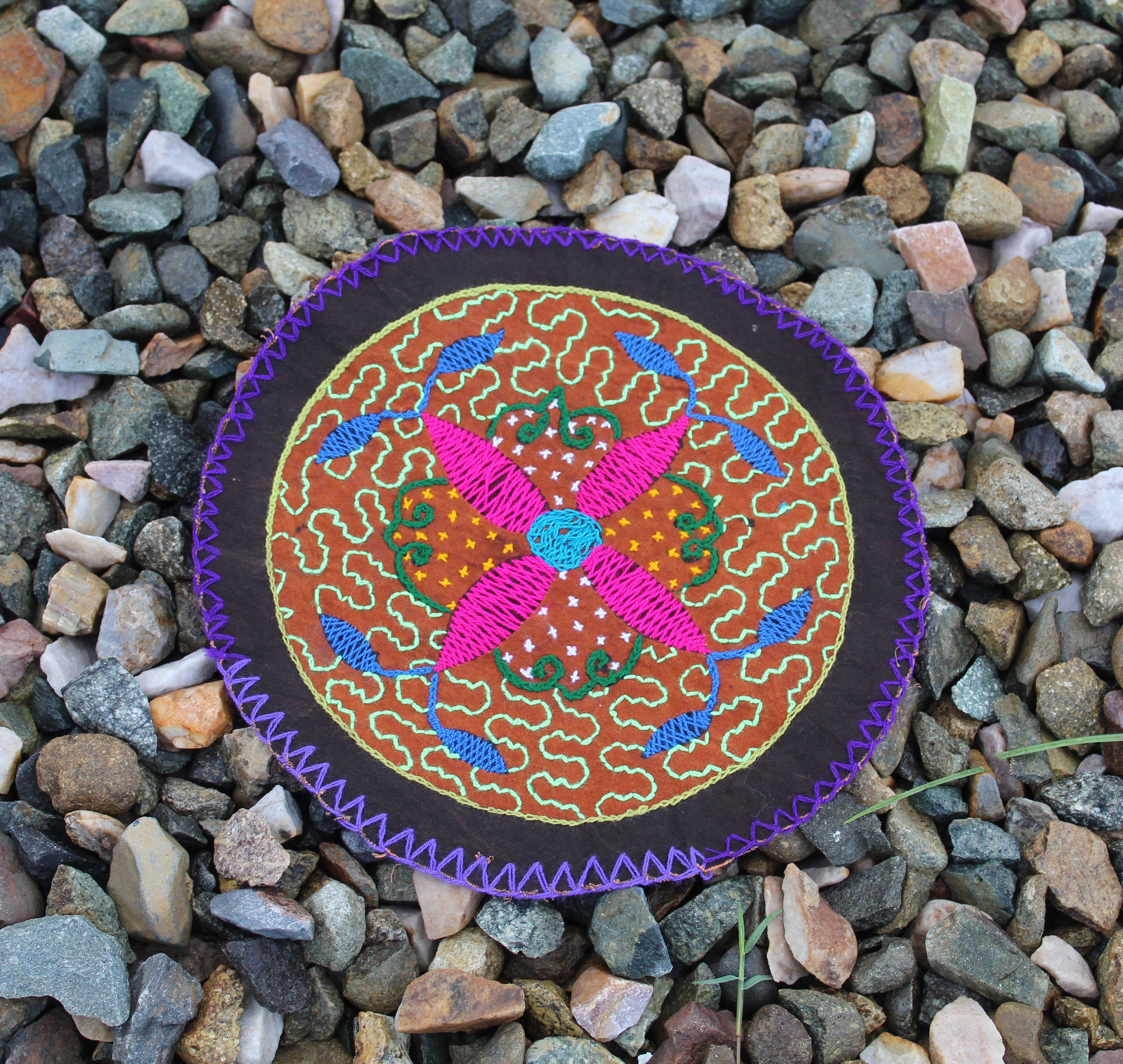 4-point Flower & Kené Pattern Shipibo Embroidery Altar Patch - Etsy