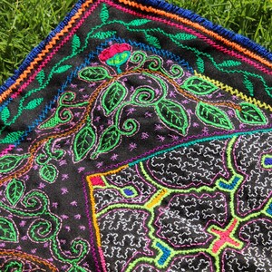 Chakruna & Kené Pattern Shipibo Embroidery Altar Cloth Made by Shipibo ...