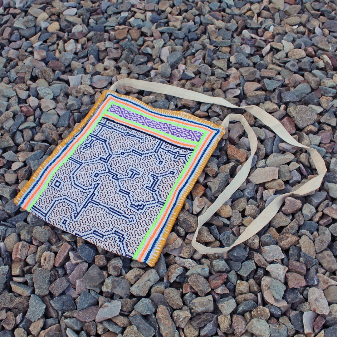 Kené Pattern Shipibo Medicine Tote Bag | Sacred Shipibo Geometry | Hand ...