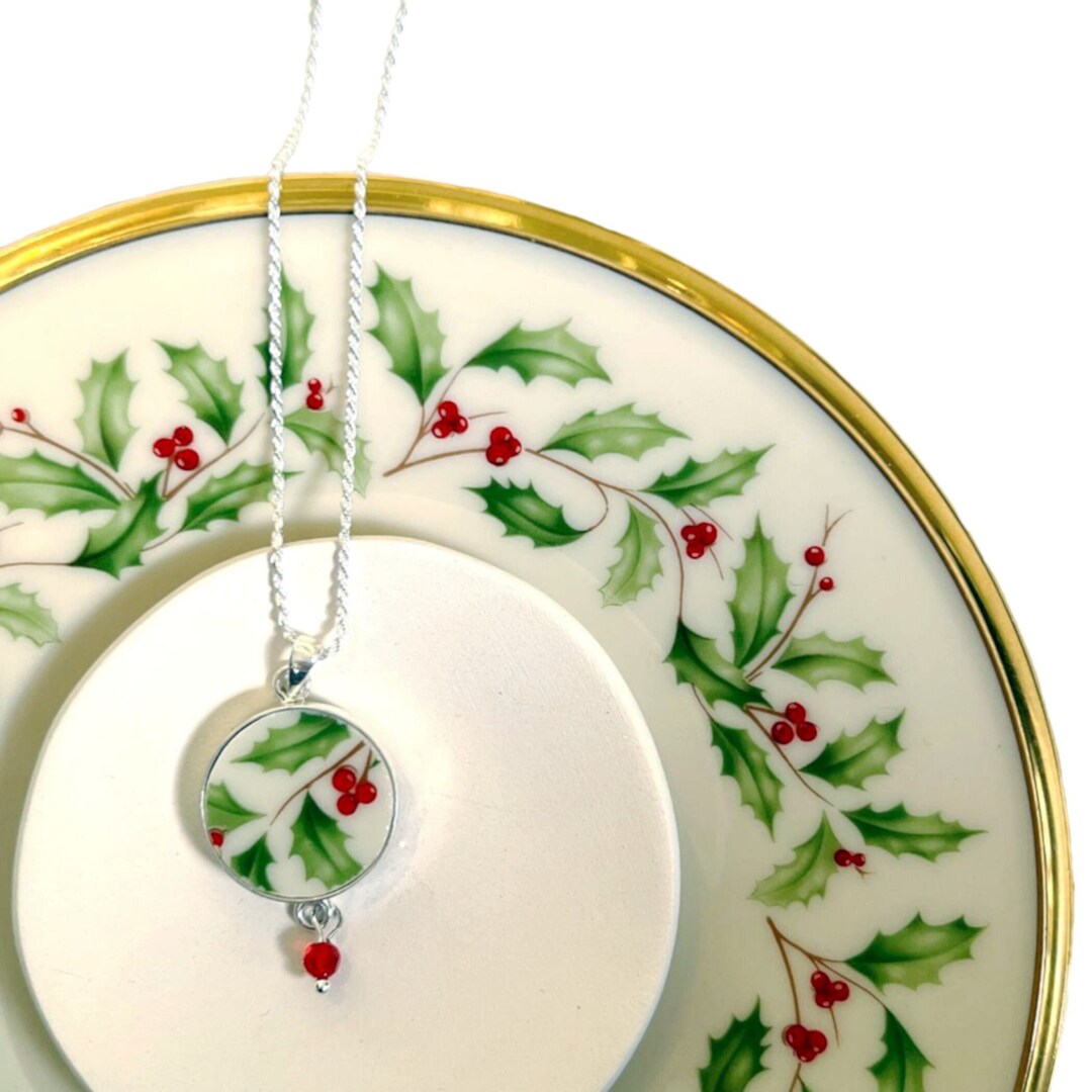 Lenox Holiday China Necklace Handmade With Vintage Holly Leaf China ...