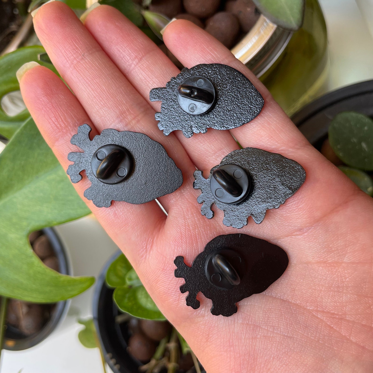 Anatomical Heart Enamel Pin Medical Badge for Doctors Nurses Hat Lapel ...